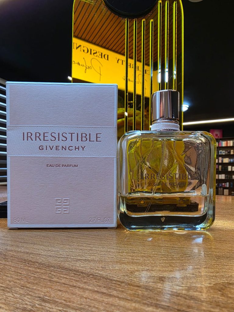 Givenchy Irresistible Eau de Parfum - Disney Fragrance